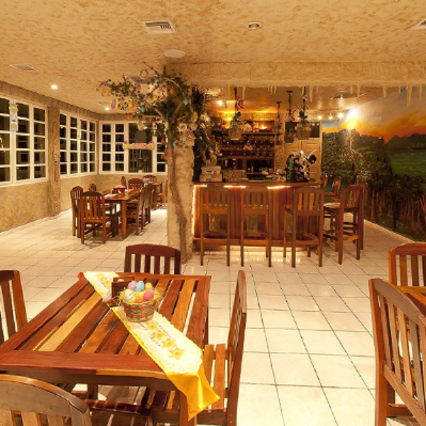 Nahil Mayab Restaurant and Patio - Hotel de la Fuente